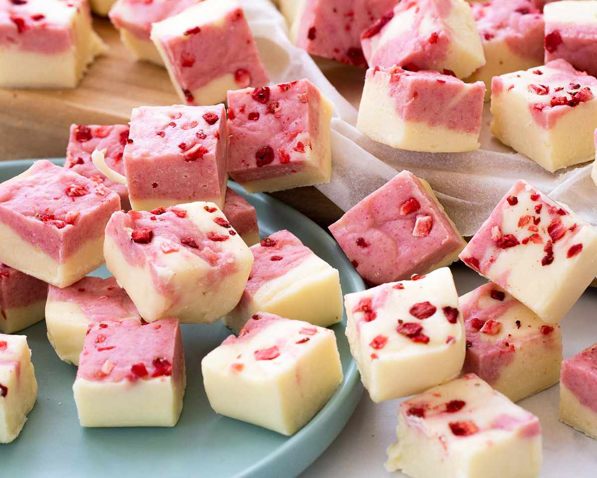 Strawberries and Cream Fudge | Movers and Bakers