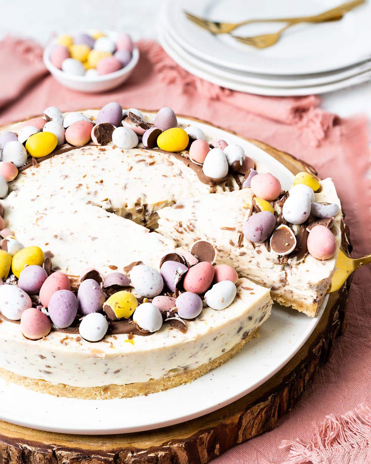 Mini Egg Cheesecake | Movers and Bakers
